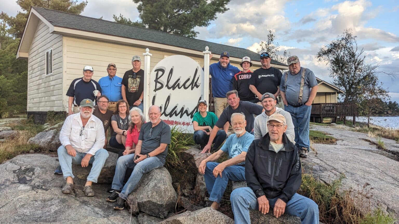 Dan Small Outdoor Radio – Black Island Resort